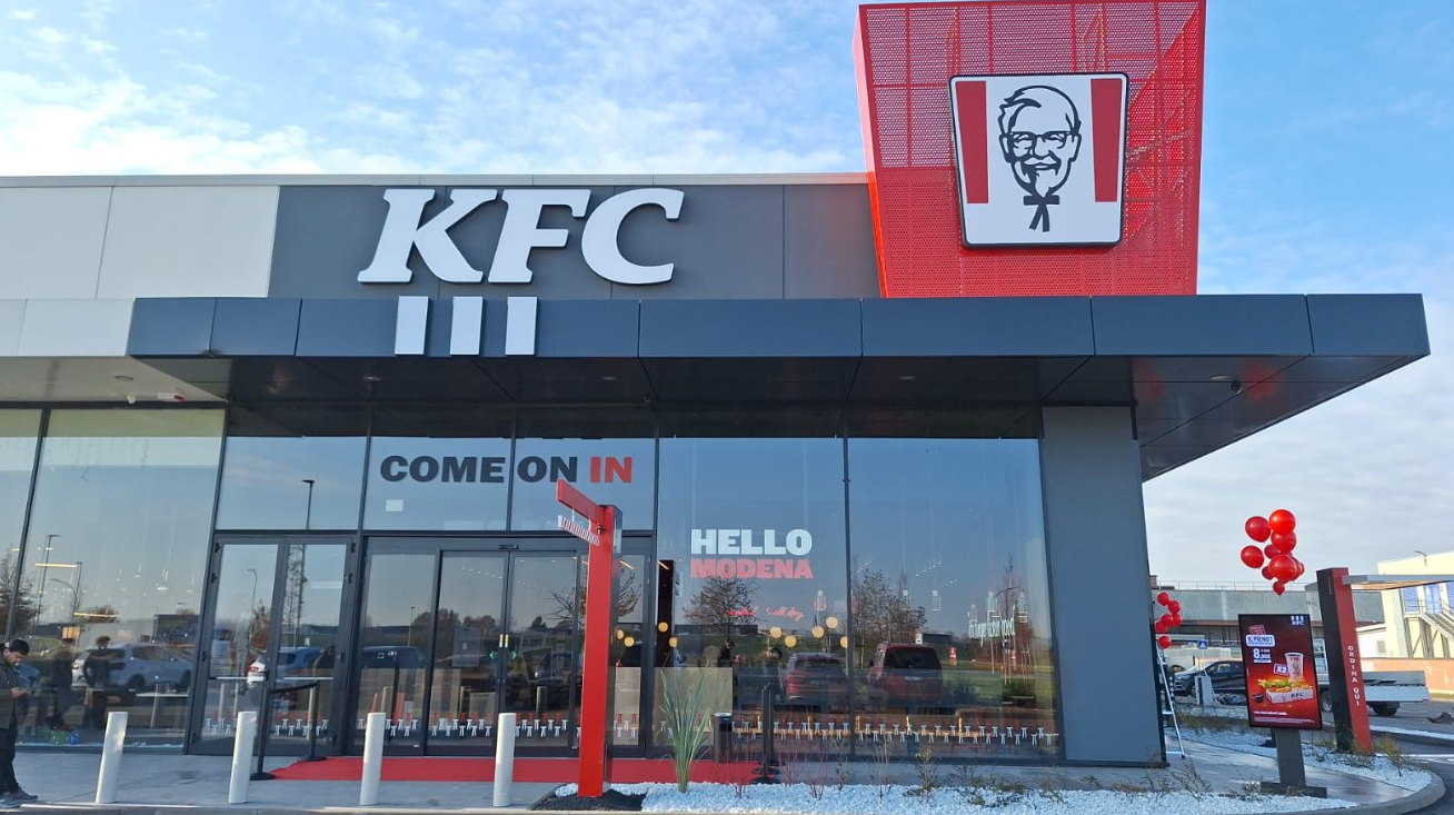 KFC arrives in Modena and opens the first drive-thru location in Emilia-Romagna - CIBUS LINK